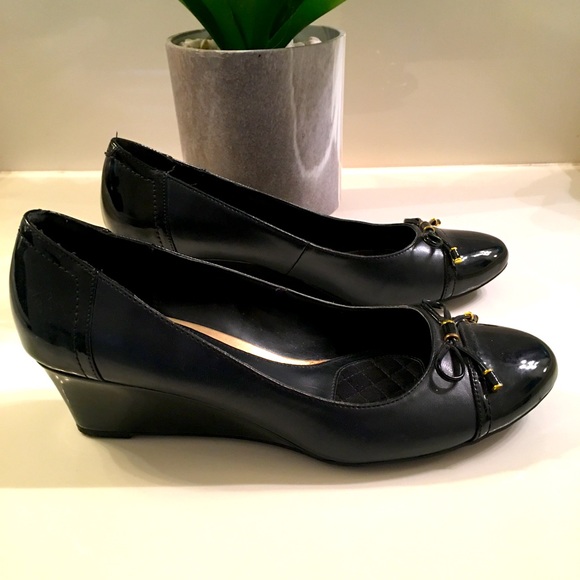 Chaps | Shoes | Chaps Black Patentblack Wedge Heels Pumps Size B | Poshmark
